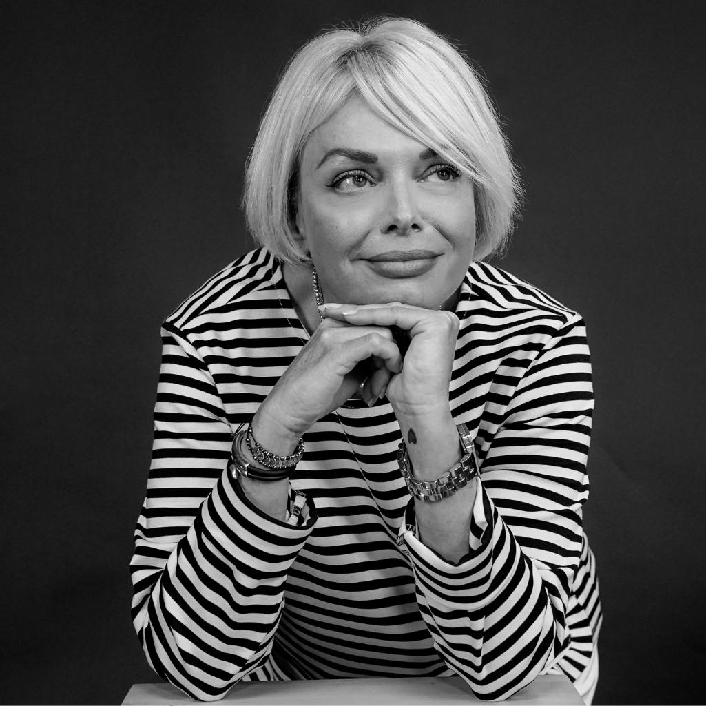 In Her Shoes Η Τζόση Βιτζηλαίου εξηγεί στην Ελένη Κεχαγιά γιατί πρέπει να είσαι Doer και όχι